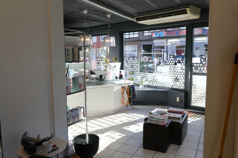 Winkel te Residentie Eva (Kortrijk), Winkel – Spillebeen